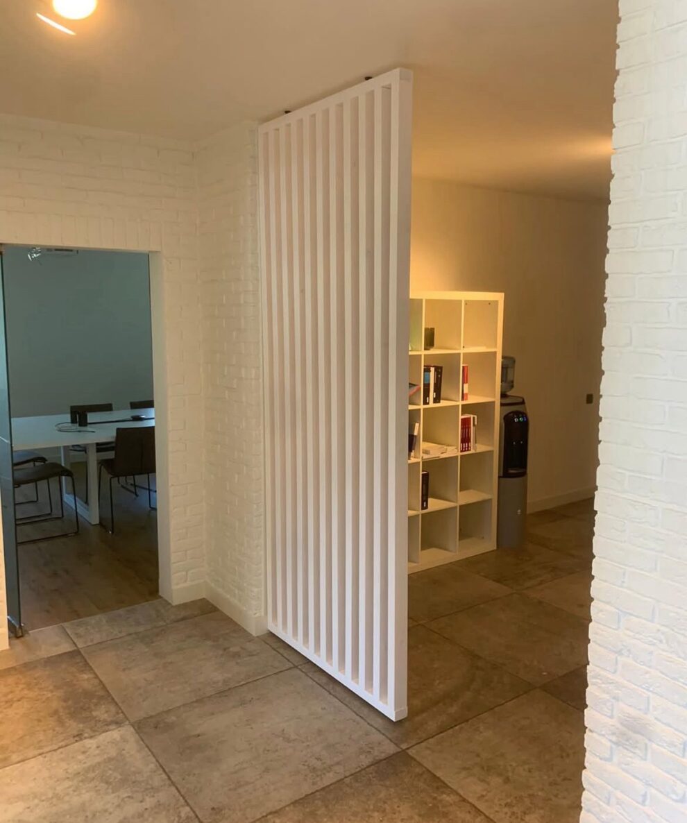 Room Divider Robuust – Louvre Verticaal – Op Maat – WP Wood Productions